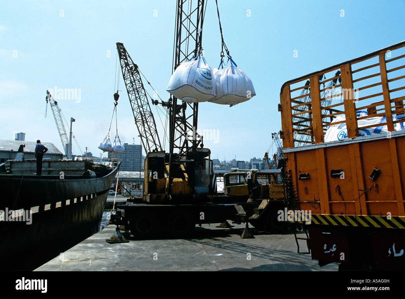 Container being loaded onto truck hi-res stock photography and images ...