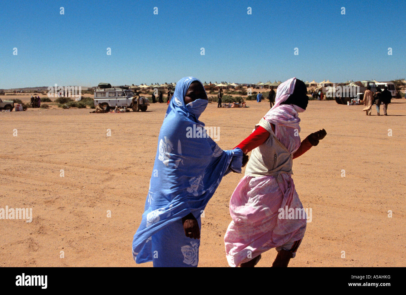 Sahrawi women hi-res stock photography and images - Alamy