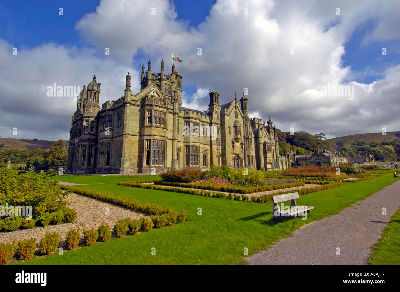 Castle park neath south wales hi-res stock photography and images - Alamy