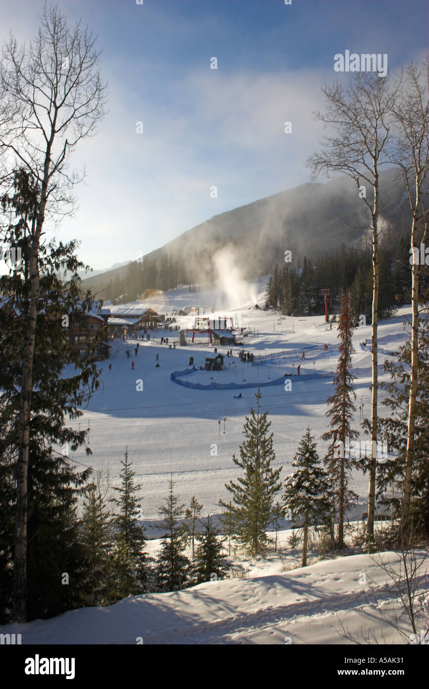 Fernie ski resort hi-res stock photography and images - Alamy