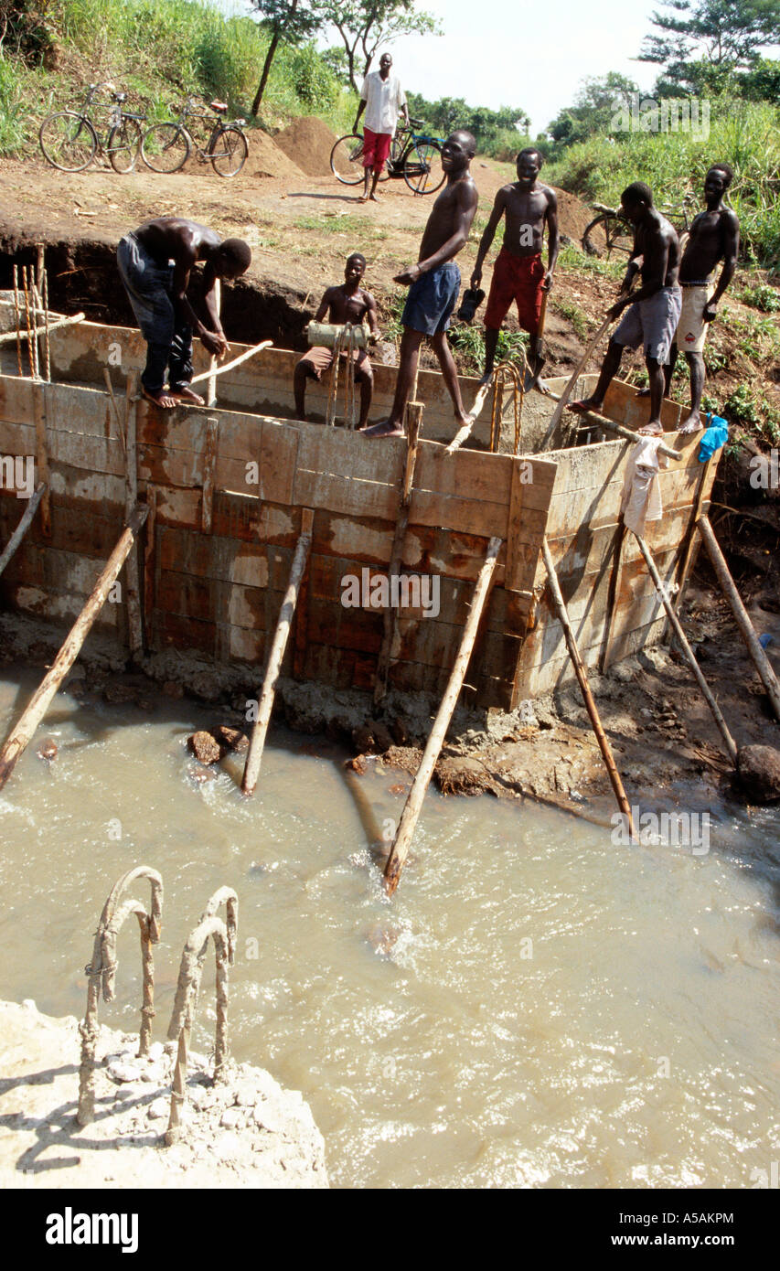 Male labourers hi-res stock photography and images - Alamy