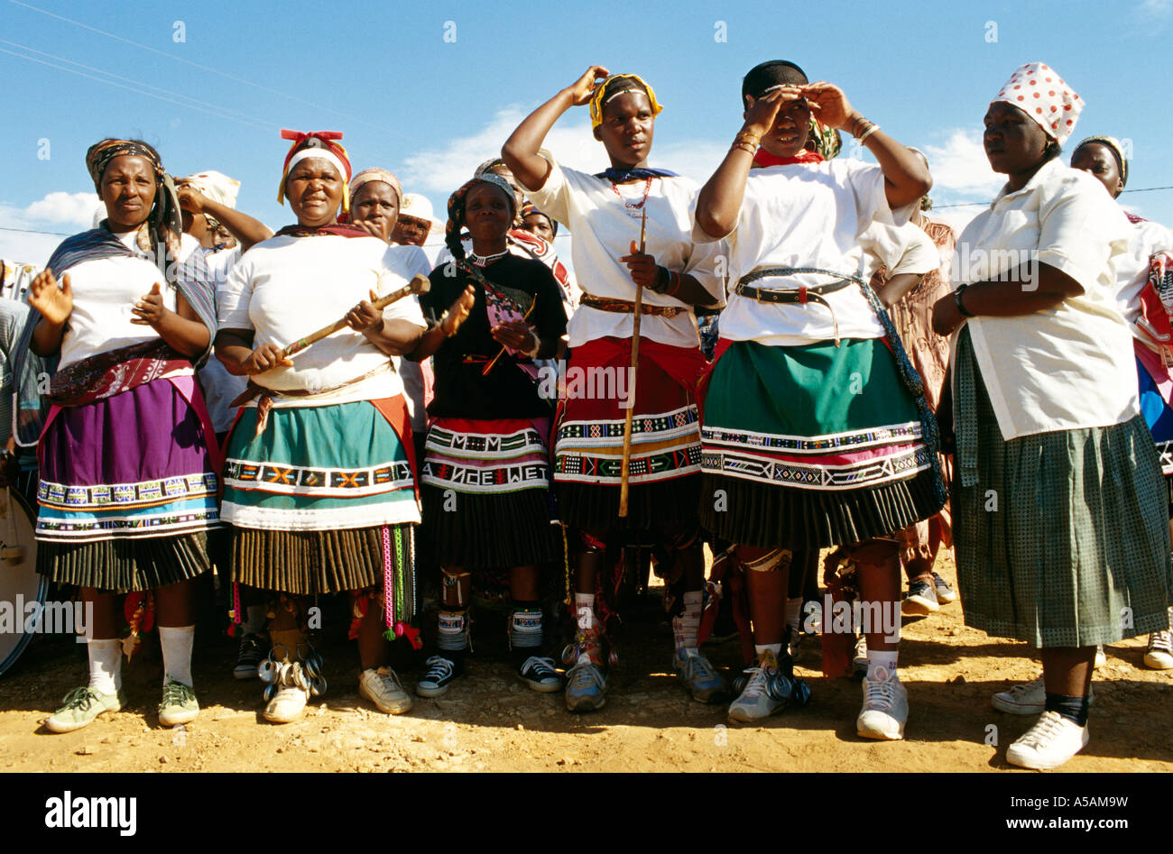 Indlamu dance hi-res stock photography and images - Alamy