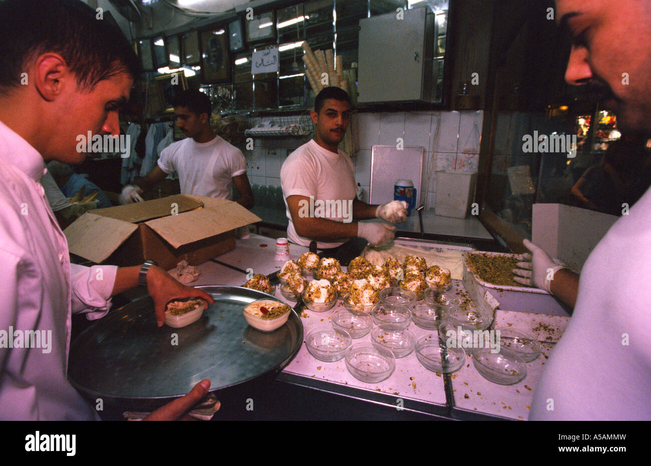 Restaurant in damascus syria hi-res stock photography and images - Alamy