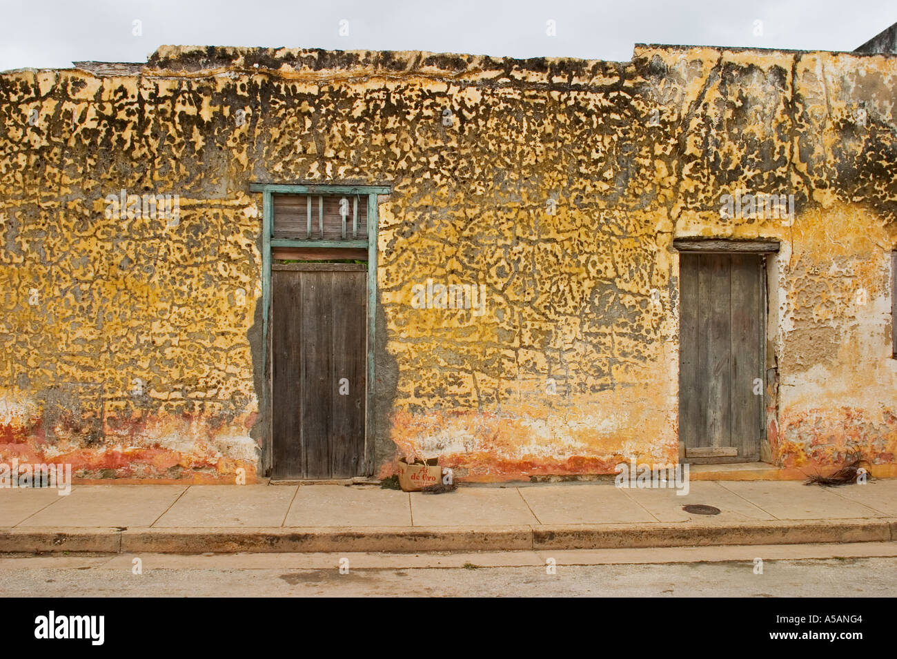 Gibara town hi-res stock photography and images - Alamy