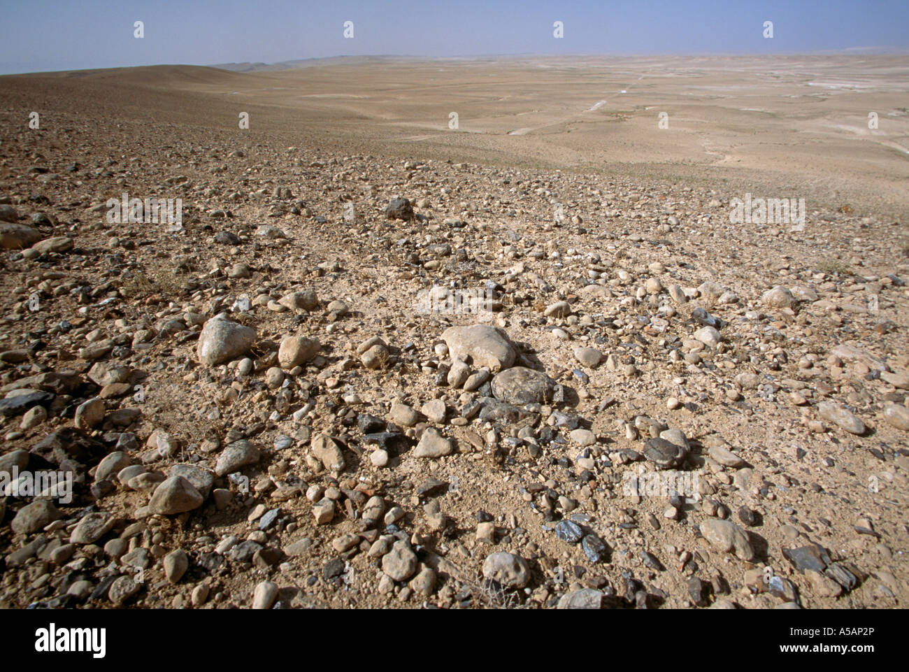 A view of a desert in Syria Stock Photo - Alamy