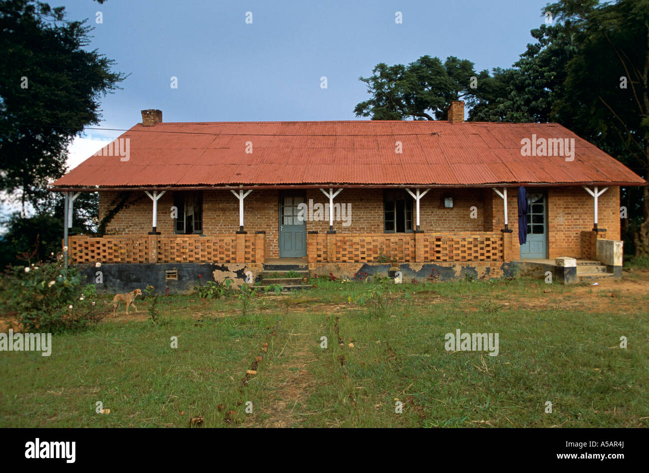 Malawi houses hi-res stock photography and images - Alamy