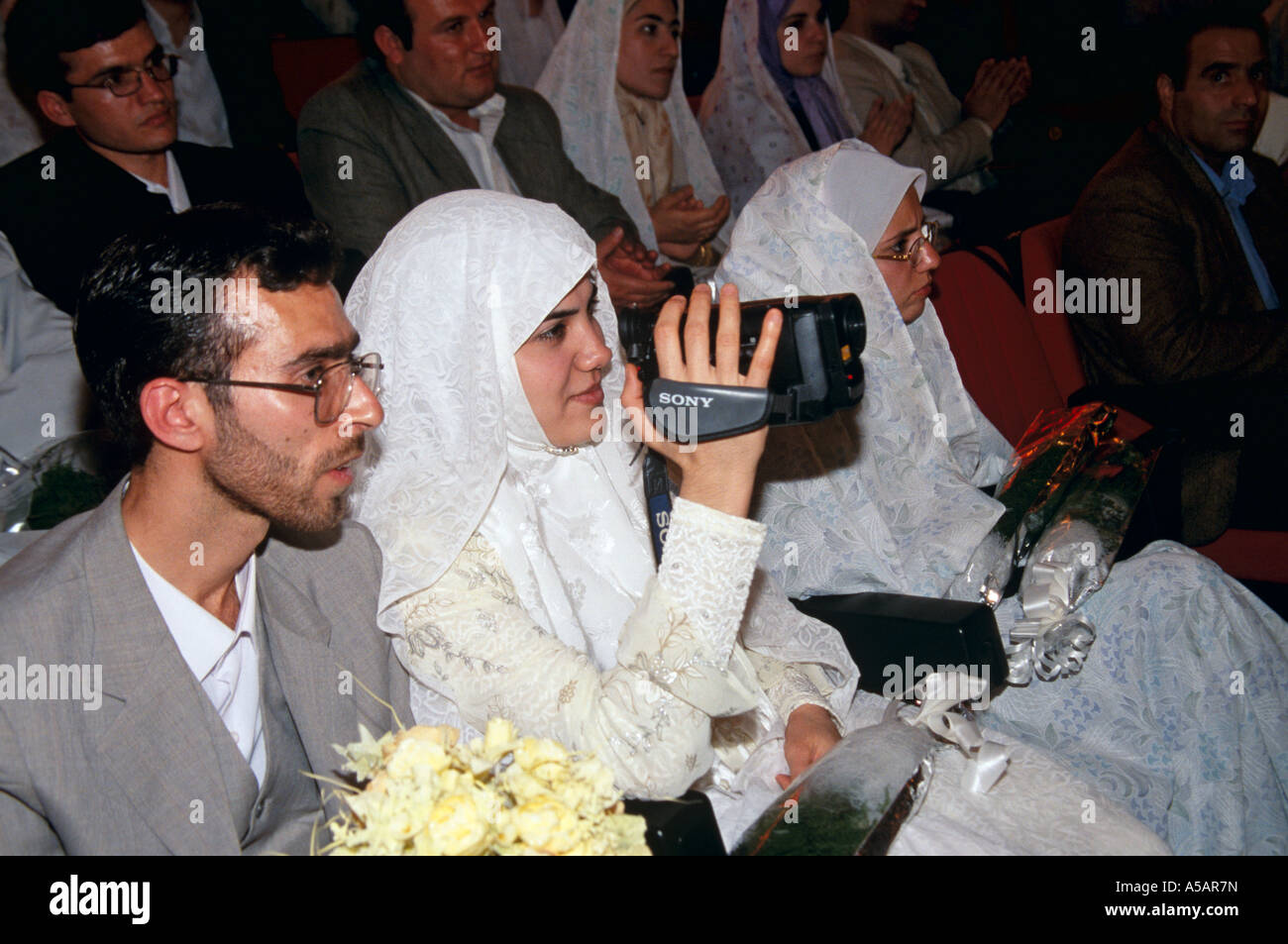 A mass wedding in Tehran Iran Stock Photo - Alamy