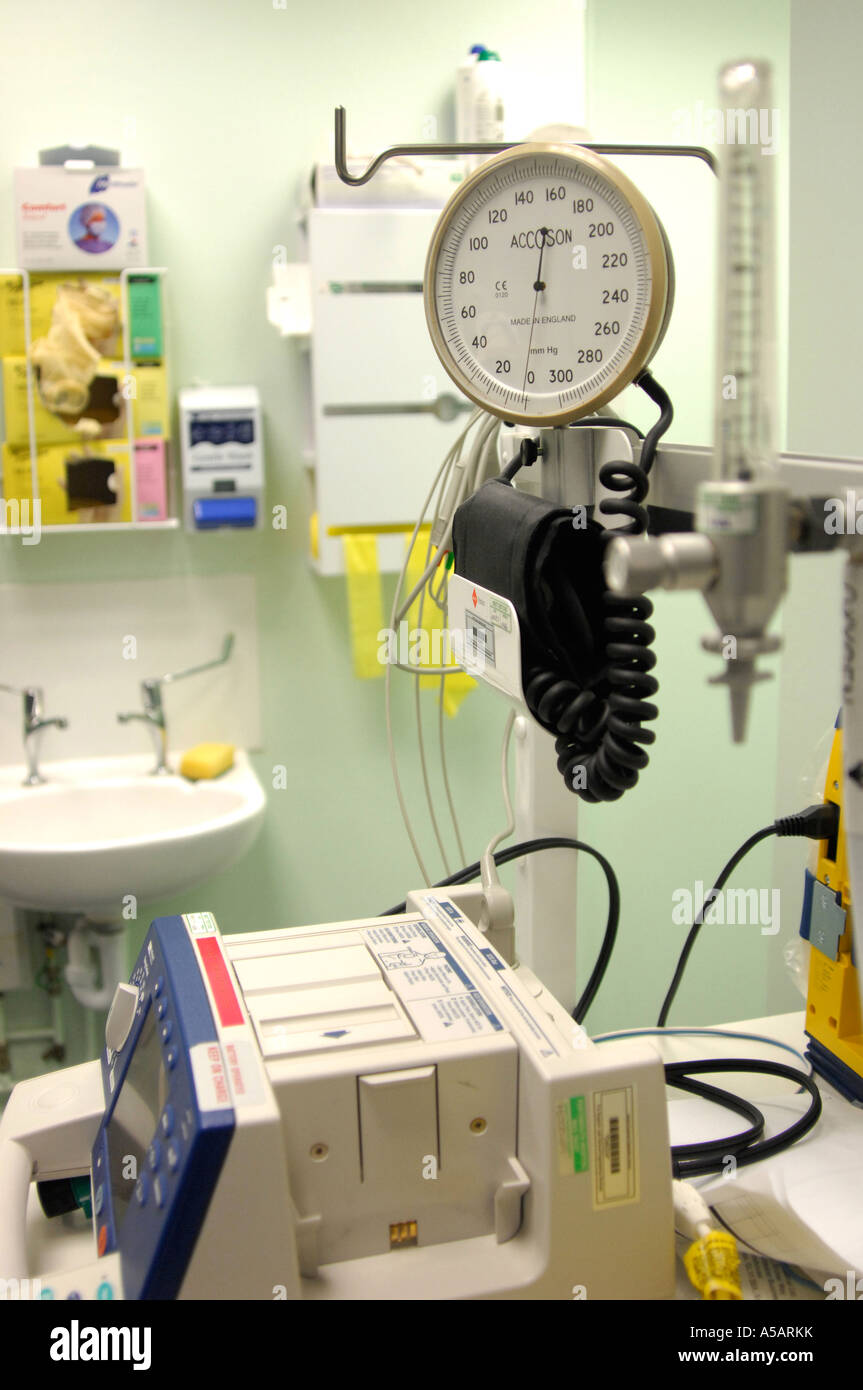 British heart attack equipment London hospital UK Stock Photo - Alamy