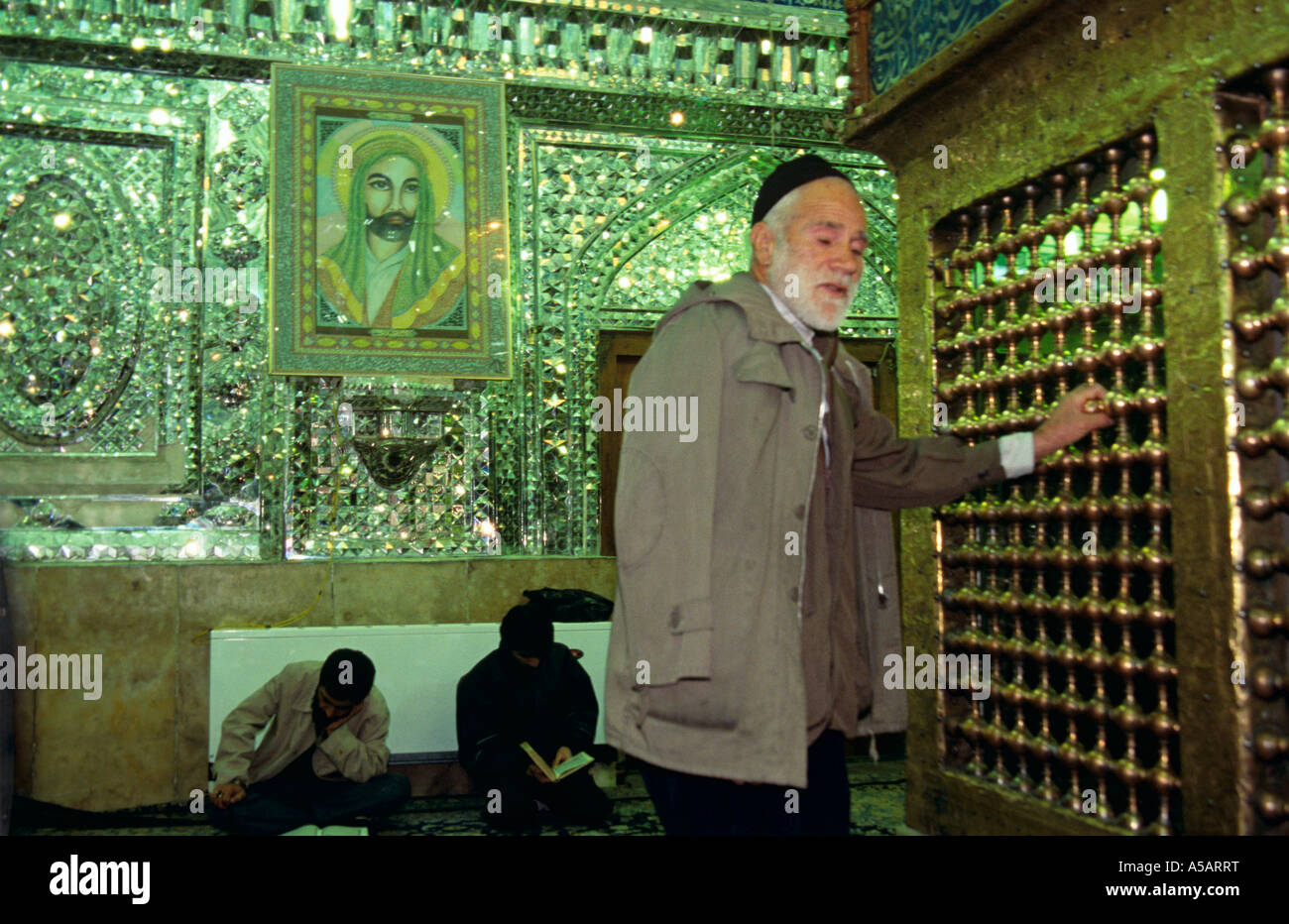 An old man in a mosque in Teheran Iran Stock Photo - Alamy