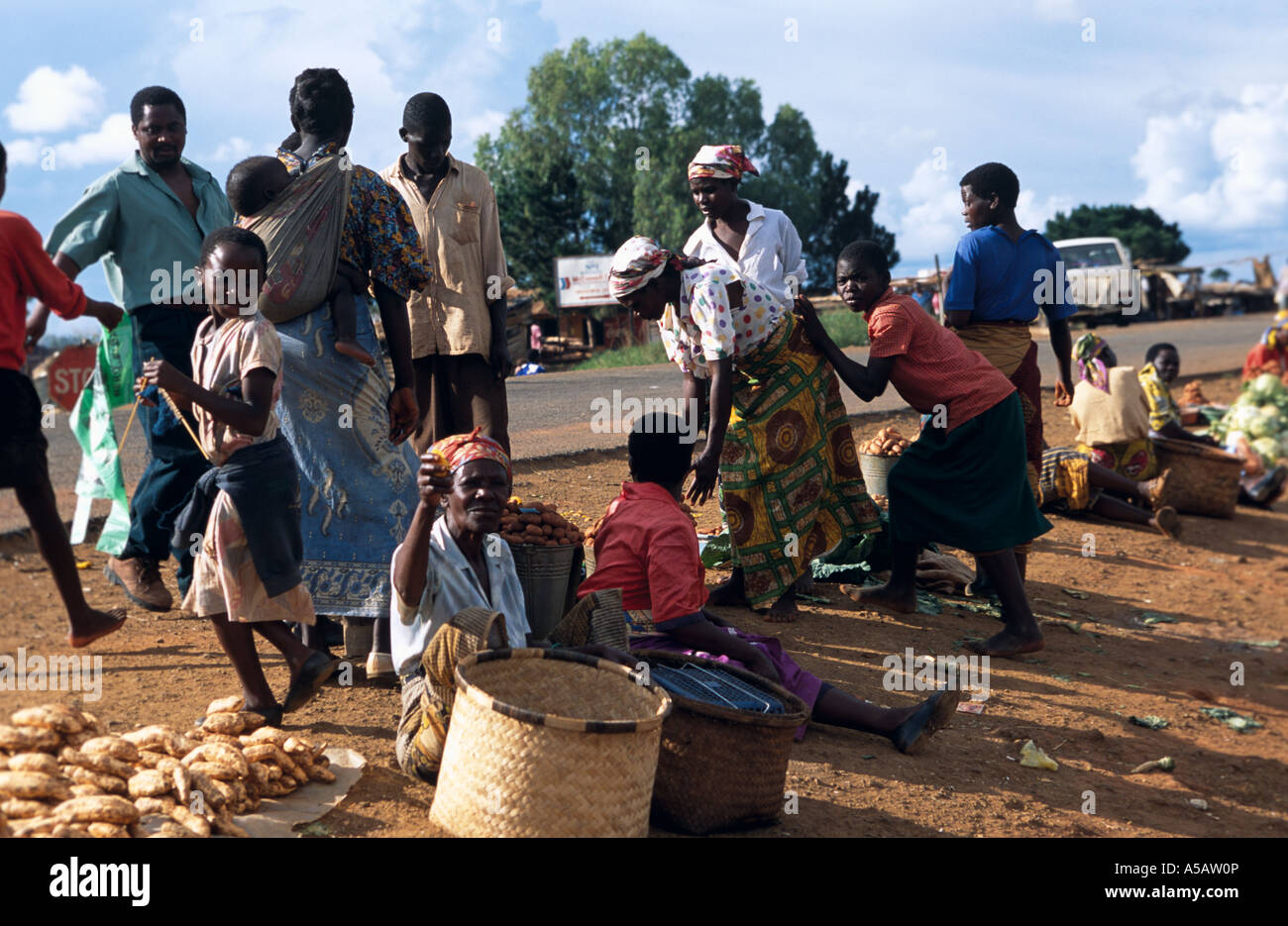 A market scene in Malawi Stock Photo - Alamy