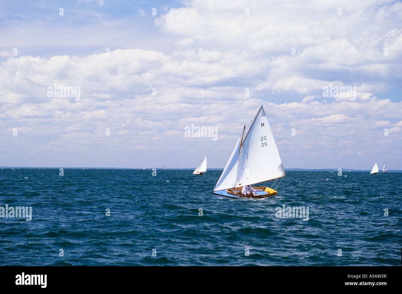 Daysailer hi-res stock photography and images - Alamy