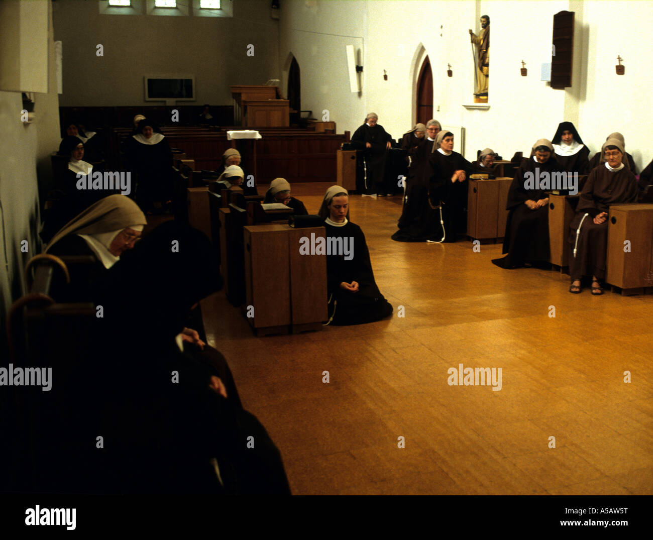 Franciscian Nuns at Prayer Arundel Sussex England Stock Photo - Alamy