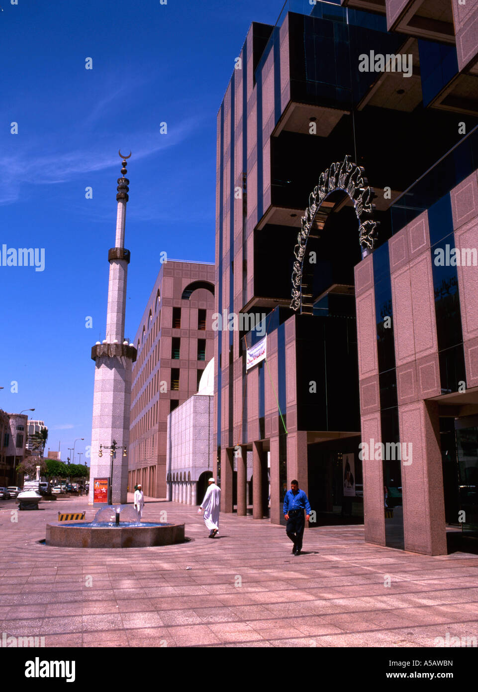Street Scene Jeddah Saudi Arabia Stock Photos & Street Scene Jeddah ...
