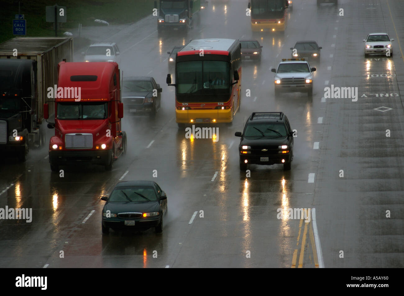 rainy traffic L A CA Stock Photo - Alamy