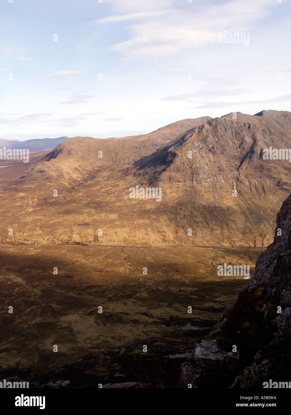 Curved ridge hi-res stock photography and images - Alamy