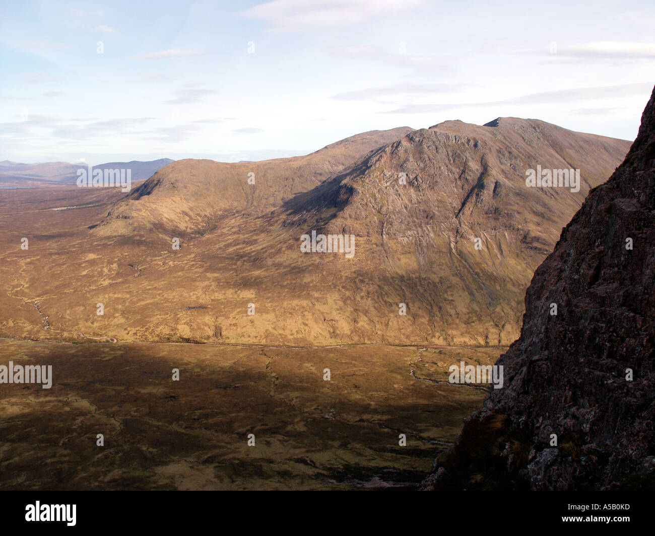 Curved ridge hi-res stock photography and images - Alamy