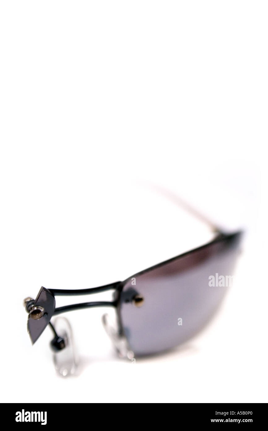 Broken glass sunglasses lens hi-res stock photography and images - Alamy