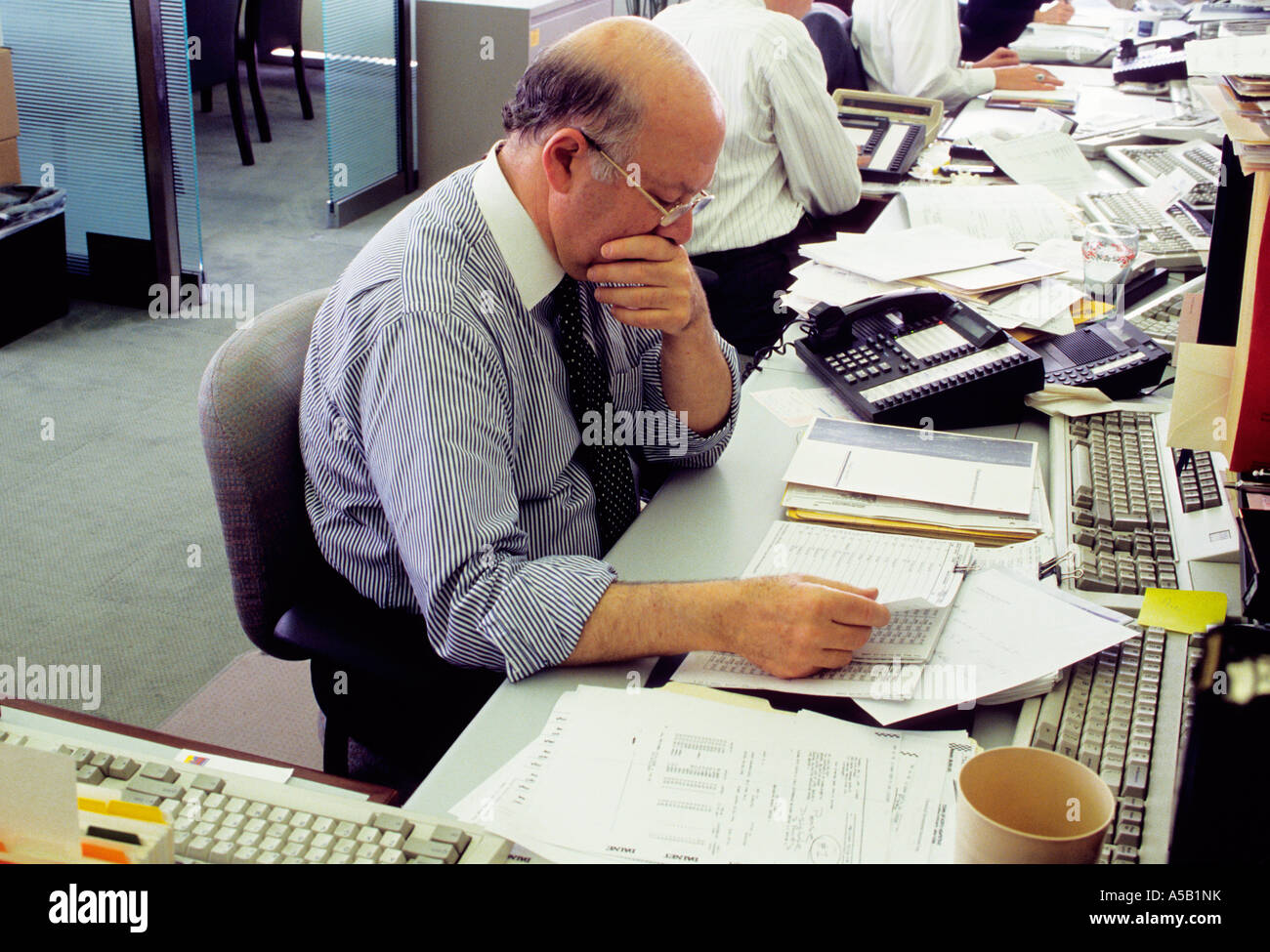 Brokerage office new york stock exchange hi-res stock photography and ...