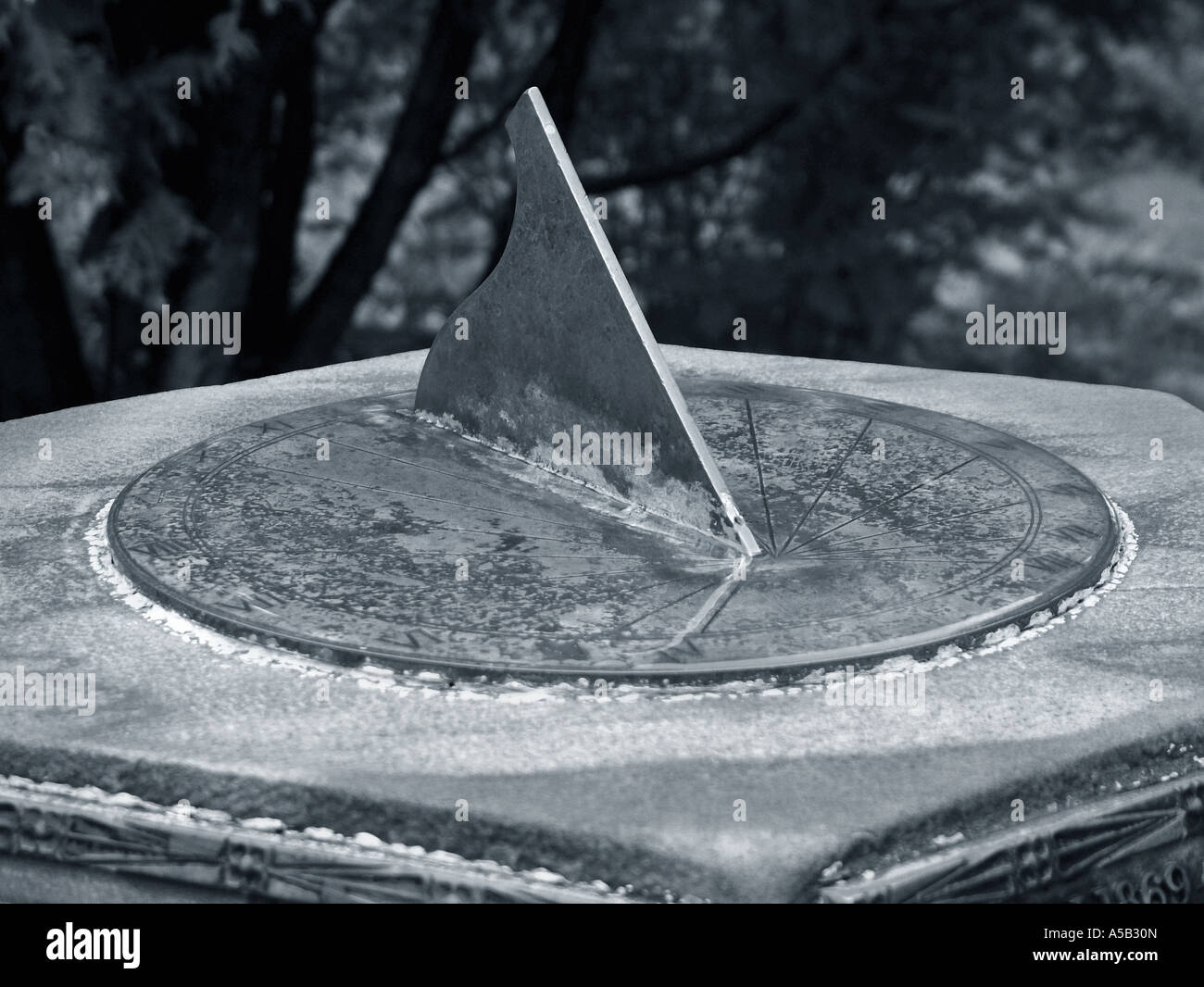 Old sun dial Stock Photo - Alamy