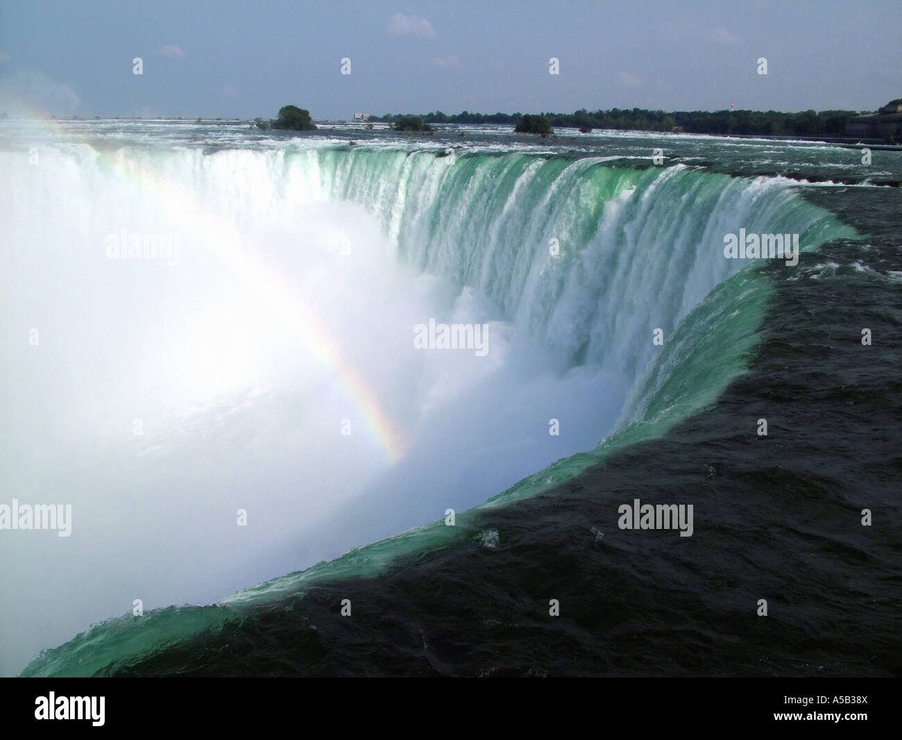 Rainbow over Niagara Falls Stock Photo - Alamy