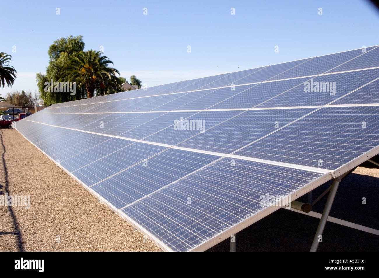 Large Solar Panel Array Stock Photo - Alamy Large Solar Panel Array Stock Photo - Alamy