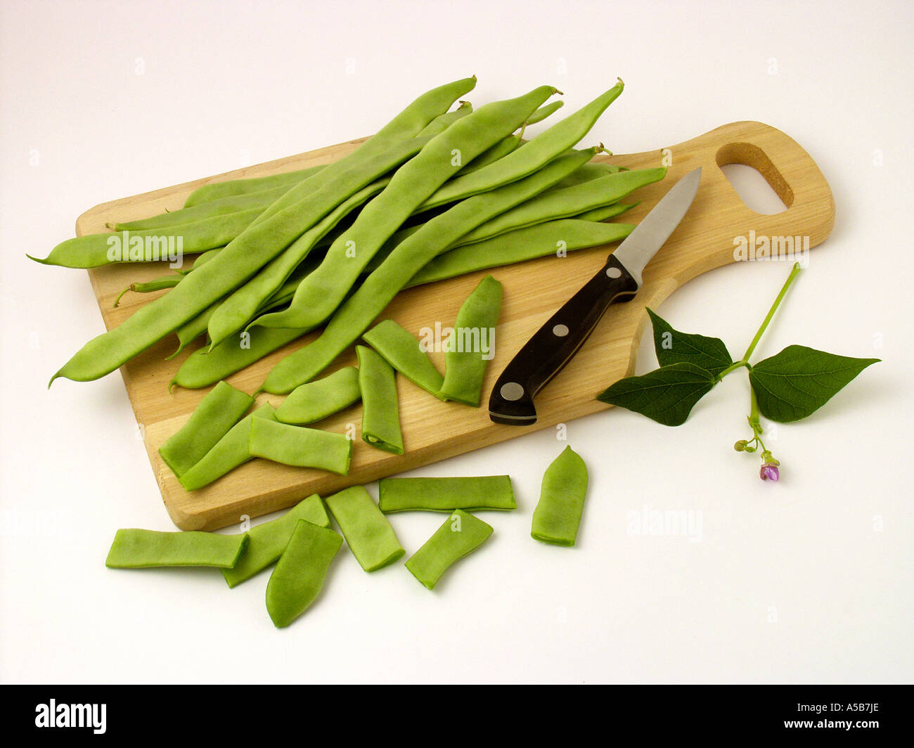 Cutting green beans Cut Out Stock Images & Pictures - Alamy