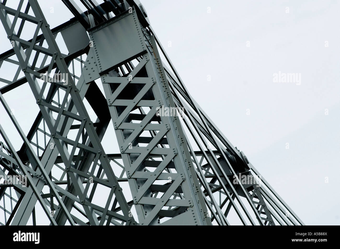 Girder and framing structure on bridge Stock Photo - Alamy