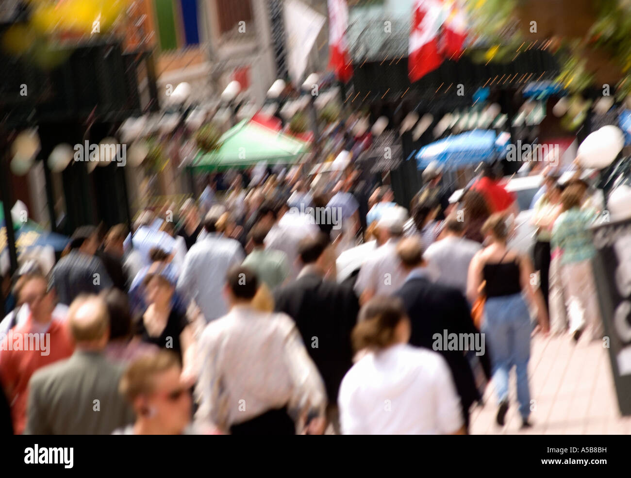 Crowded downtown sidewalk in the summer Stock Photo - Alamy