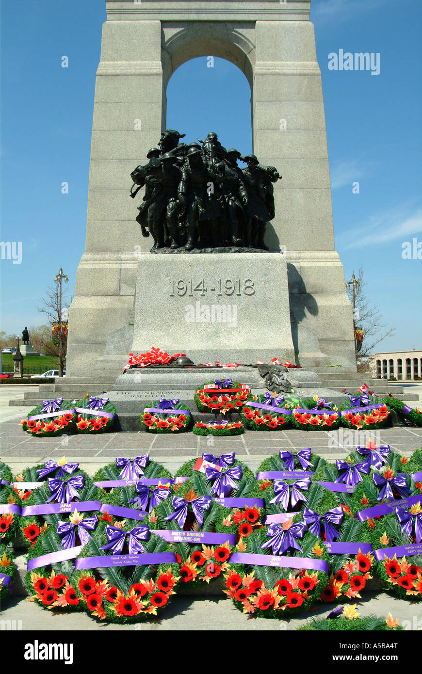 Ottawa's National War Memorial Stock Photo - Alamy