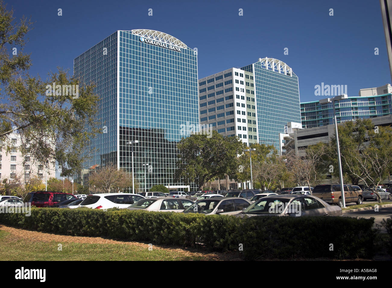 Bank building in orlando hi-res stock photography and images - Alamy