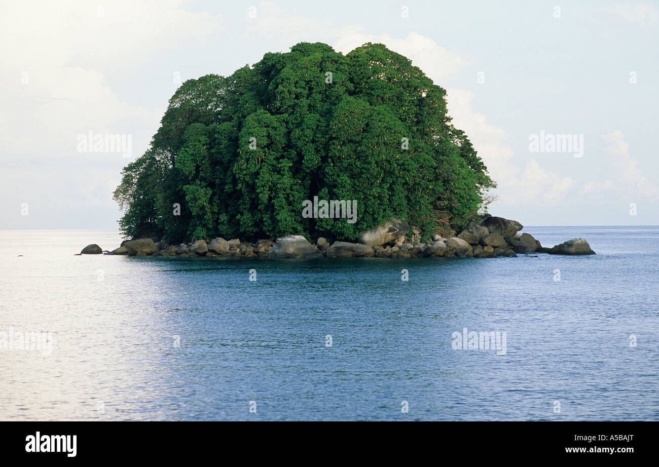 Small island in Malaysia Stock Photo - Alamy