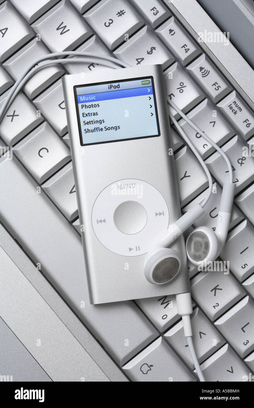 I-pod Nano MP3 Player on Keyboard Stock Photo - Alamy