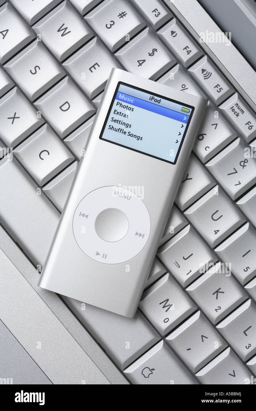 I-pod Nano on Keyboard Stock Photo - Alamy