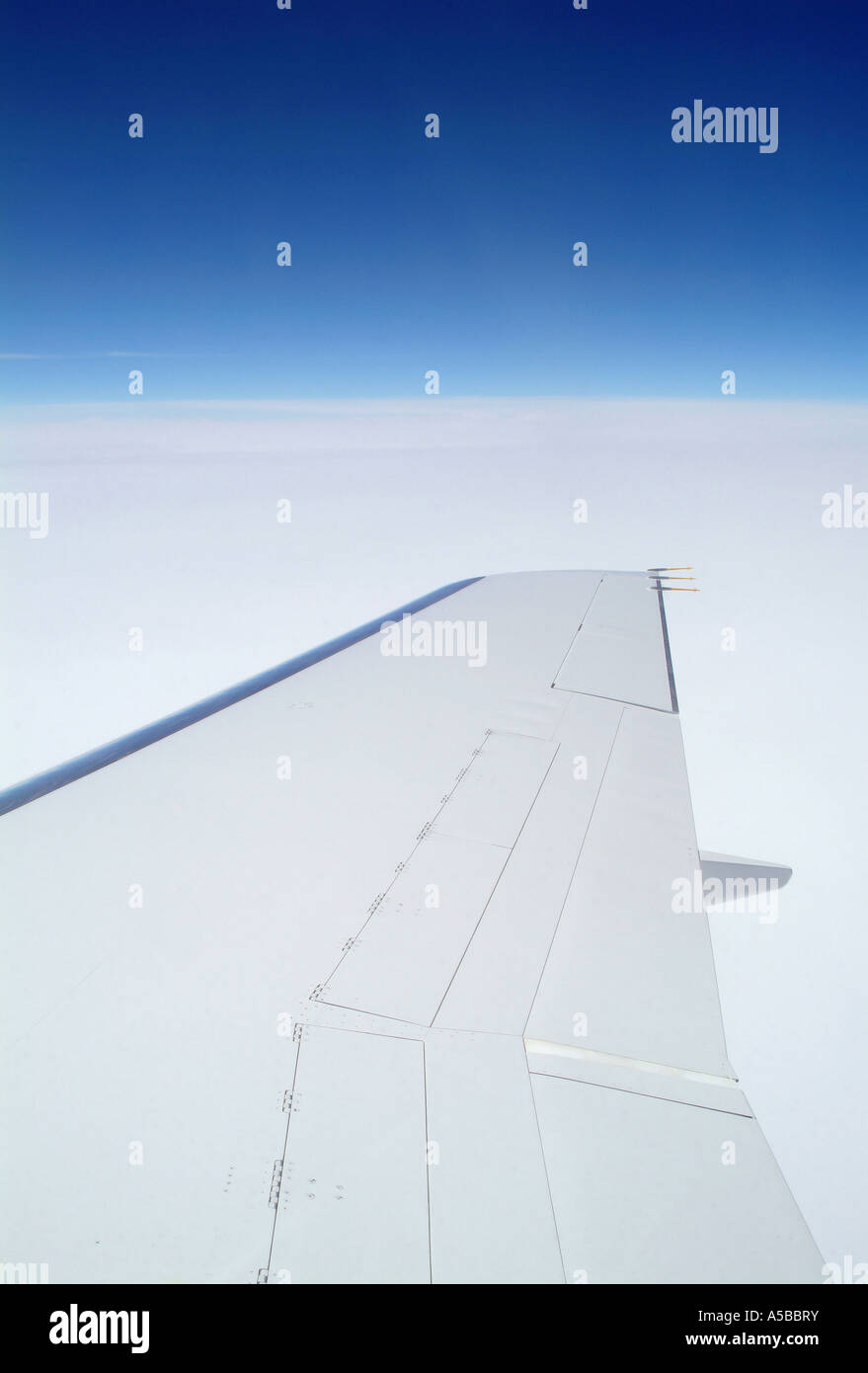 Airplane vertical flight hi-res stock photography and images - Alamy