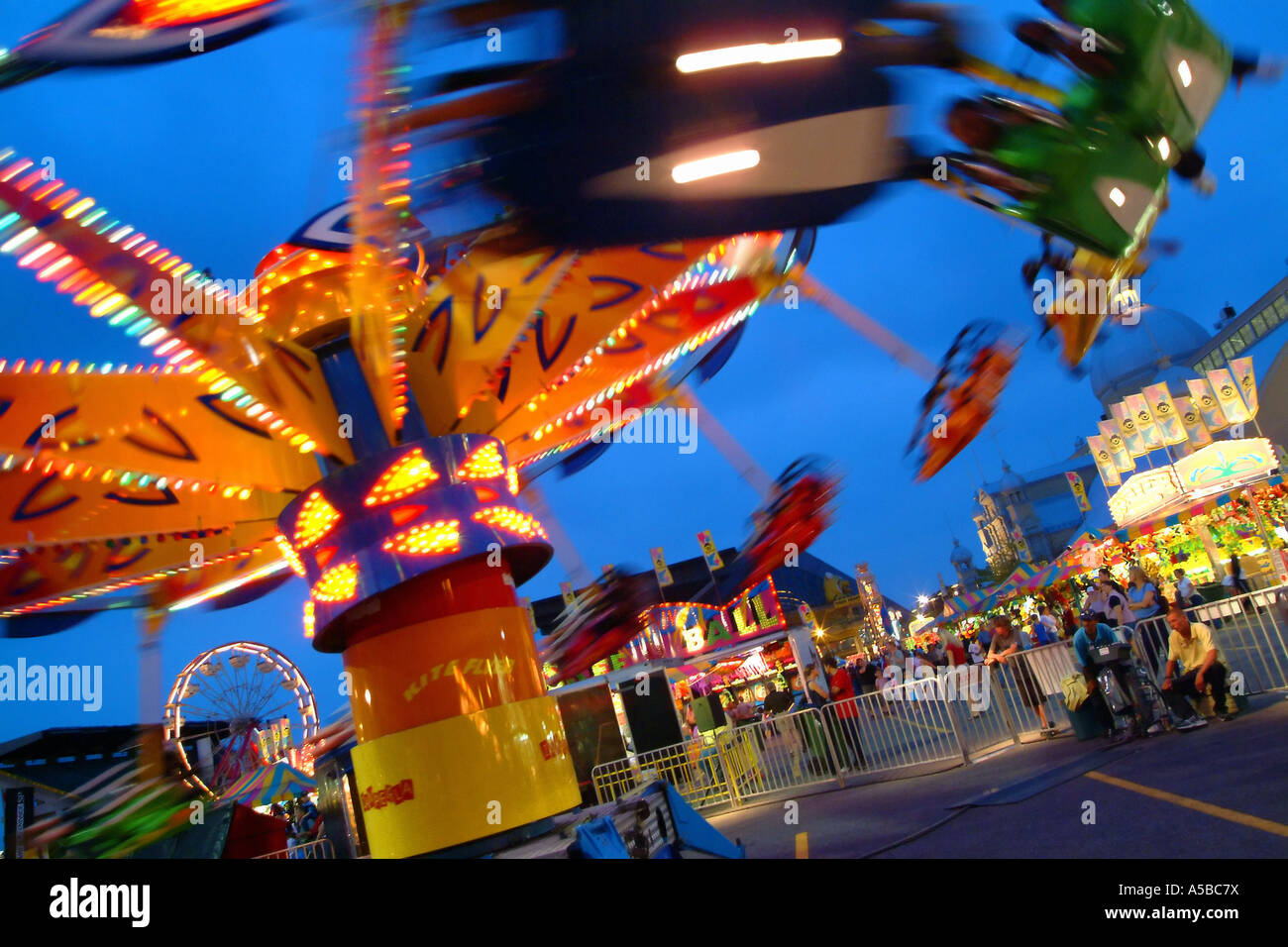 Thrill rides hi-res stock photography and images - Alamy