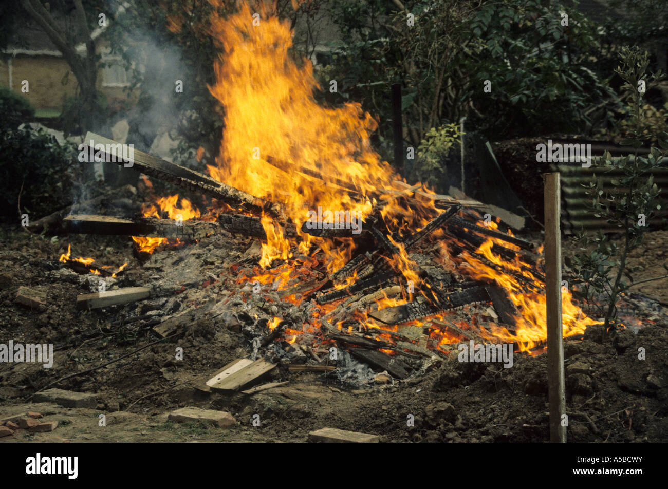 night time bonfire in garden polluting the air and atmosphere Stock ...