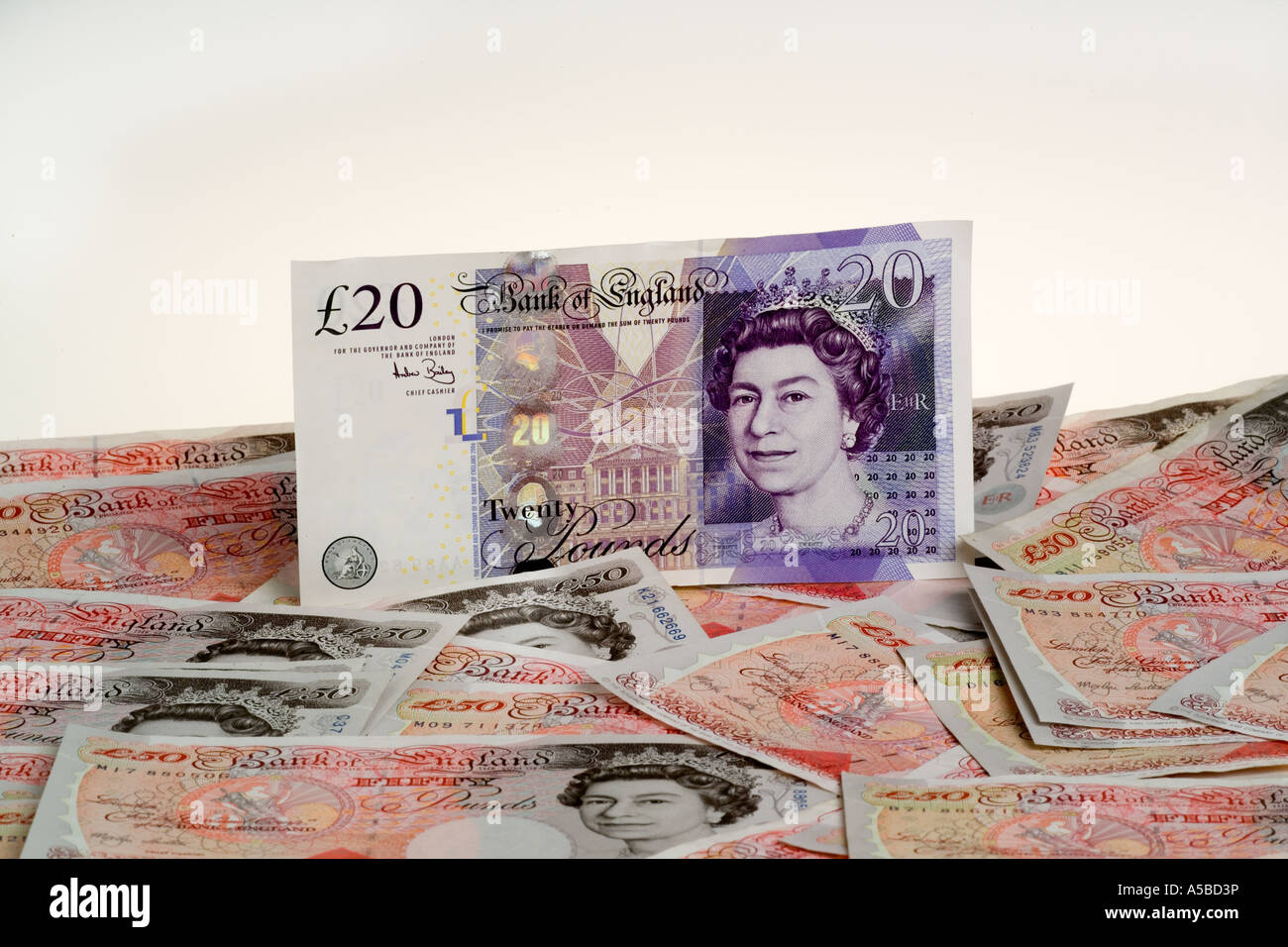 Spread of fifty pound notes and 2007 new 20 banknote Stock Photo - Alamy
