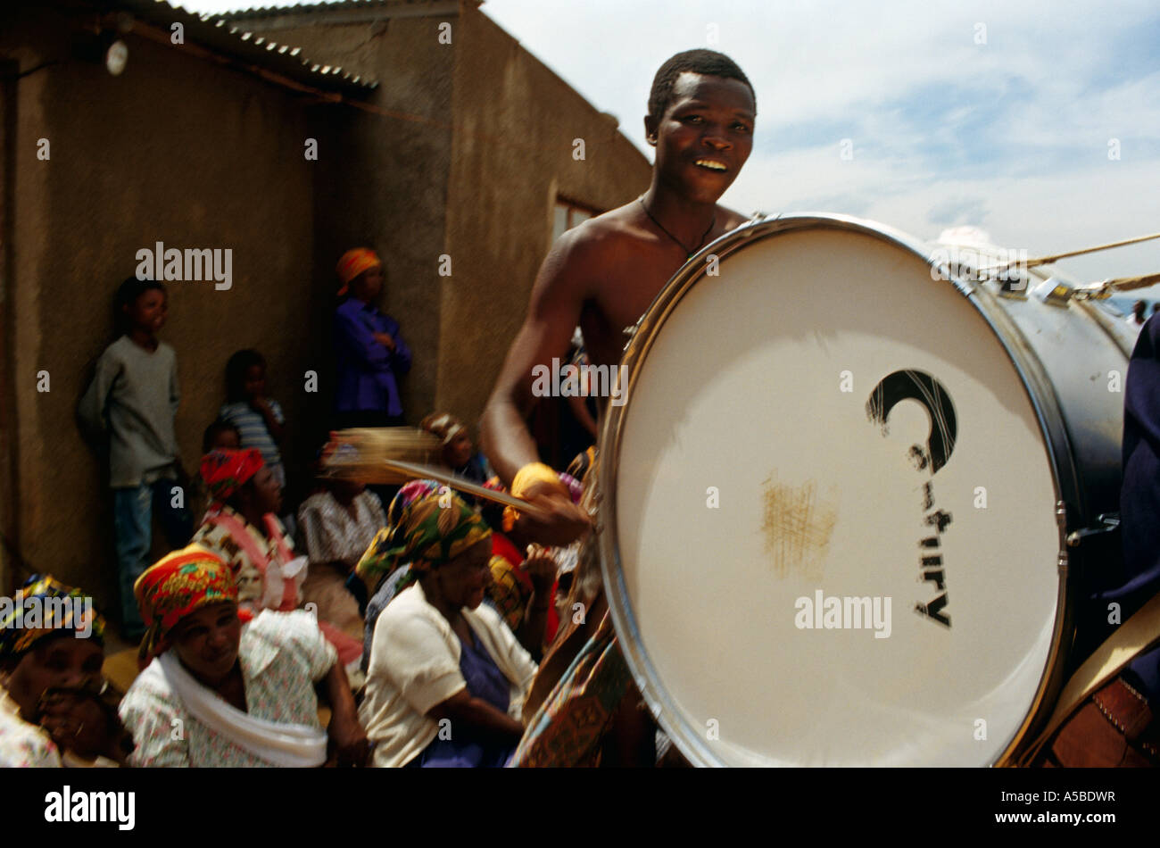 Zulu drum hi-res stock photography and images - Alamy