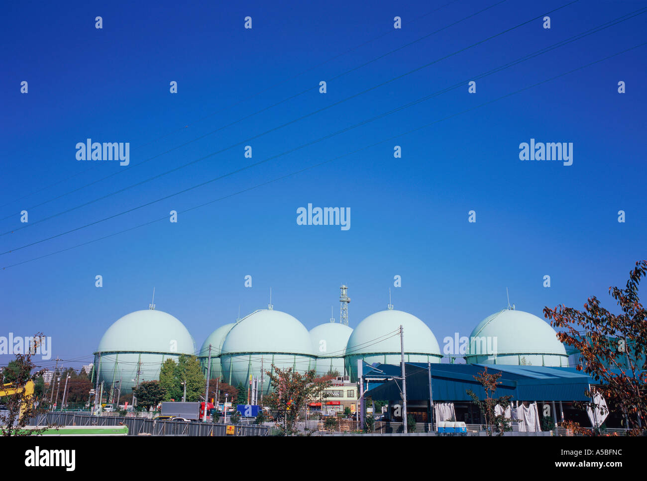 Horizontal gas plant in hi-res stock photography and images - Alamy