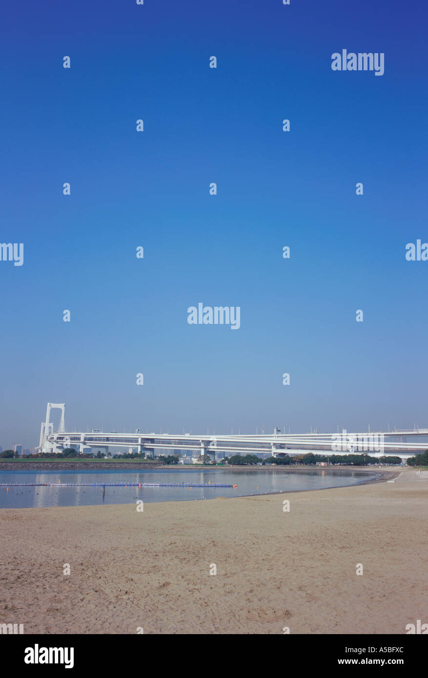 Daiba beach hi-res stock photography and images - Alamy