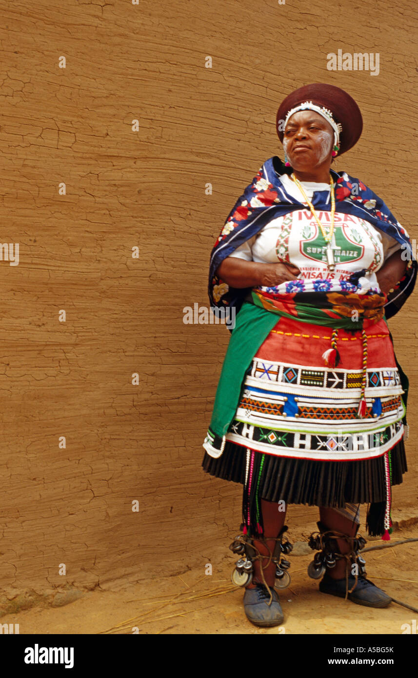 Tribal garments hi-res stock photography and images - Alamy