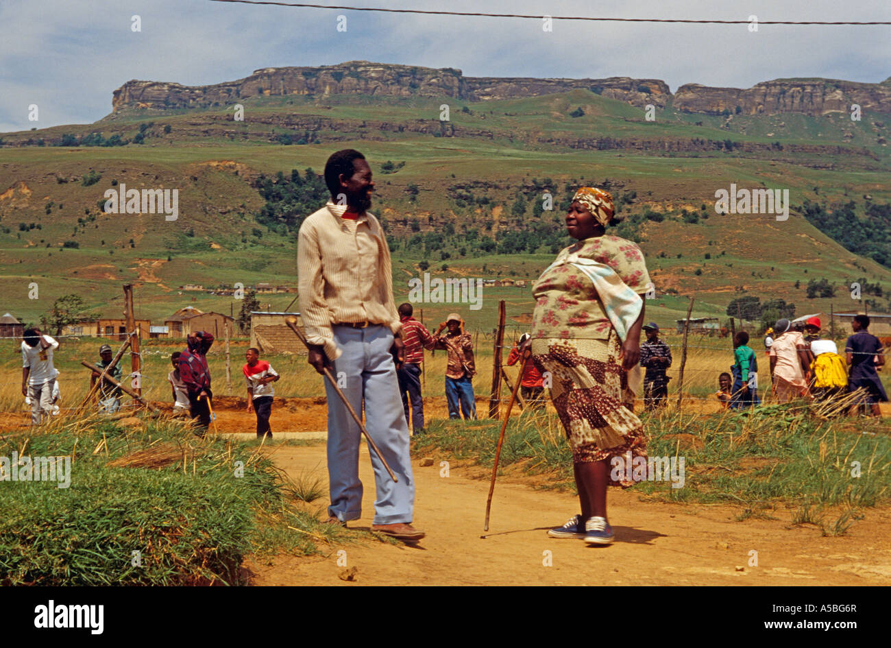 African tribe talking hi-res stock photography and images - Alamy