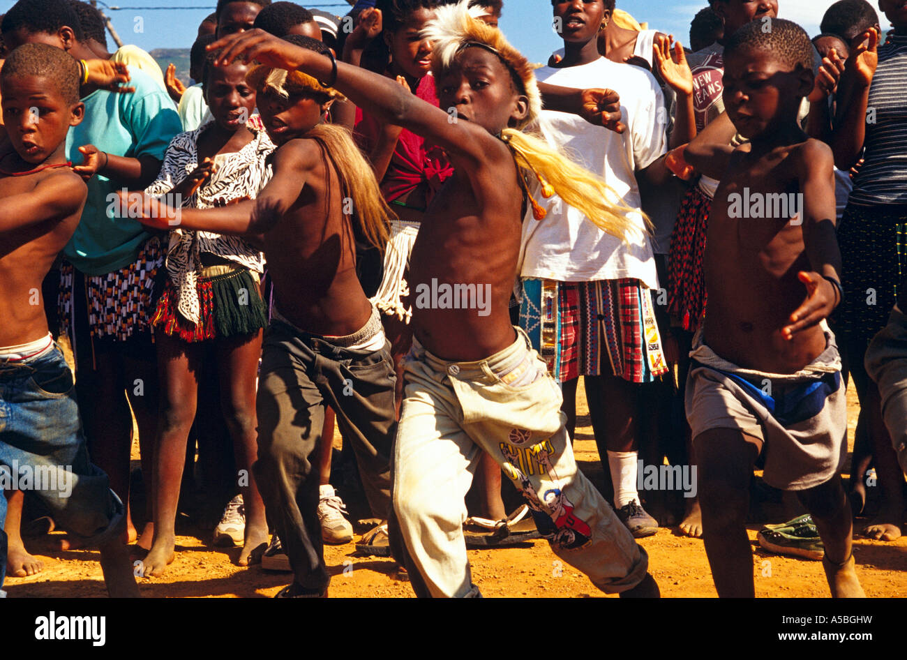 Indlamu dance hi-res stock photography and images - Alamy