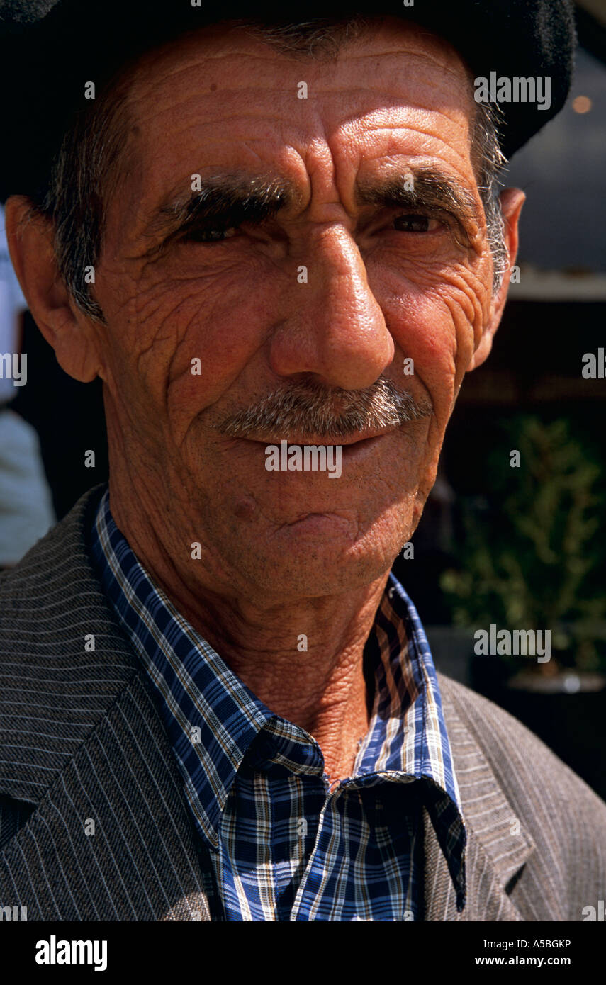 Albanian kosovo men hi-res stock photography and images - Alamy