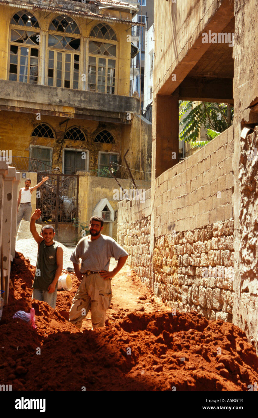 Lebanese construction workers Beirut Stock Photo - Alamy