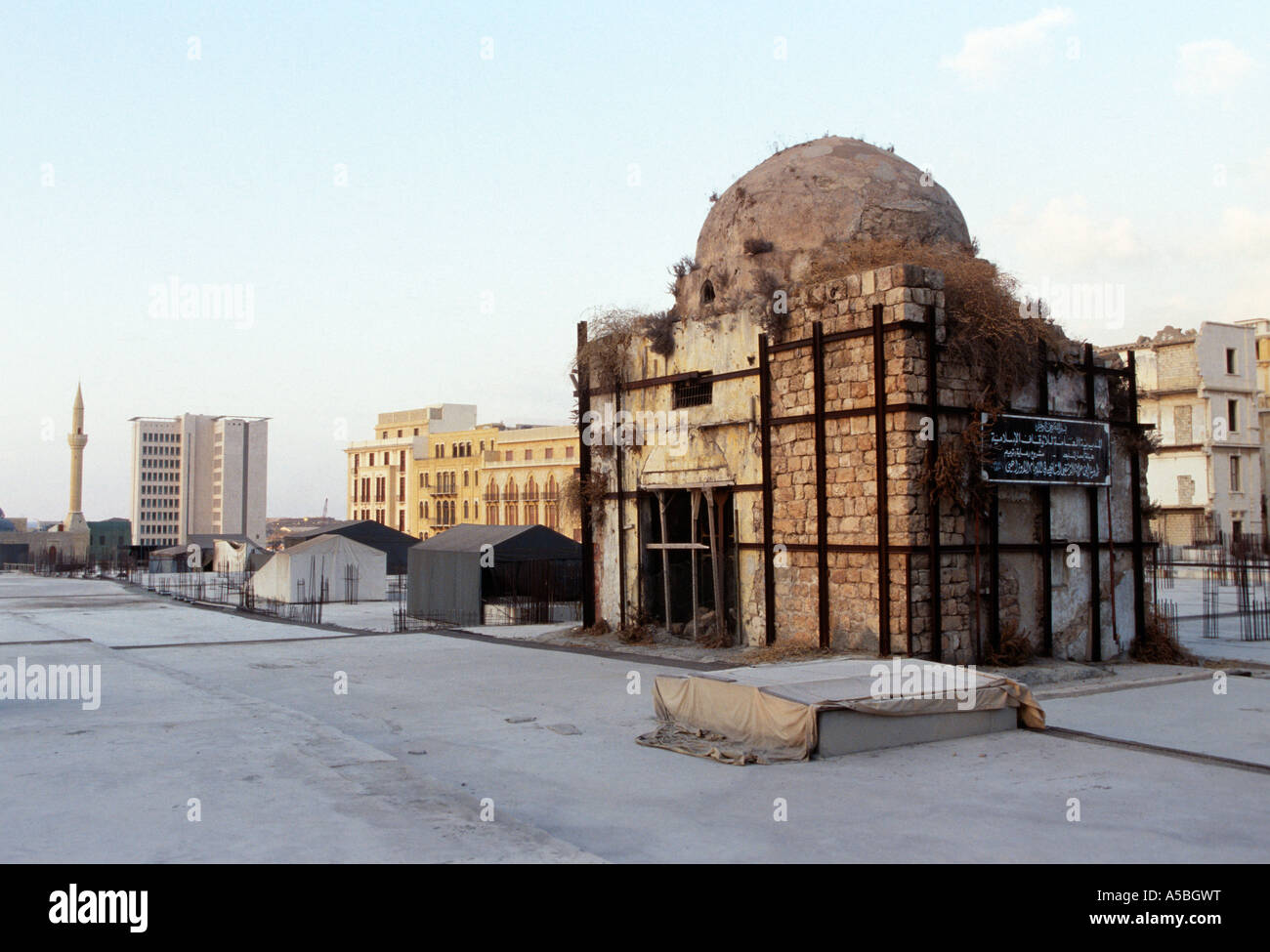 A construction site in Beirut Stock Photo - Alamy