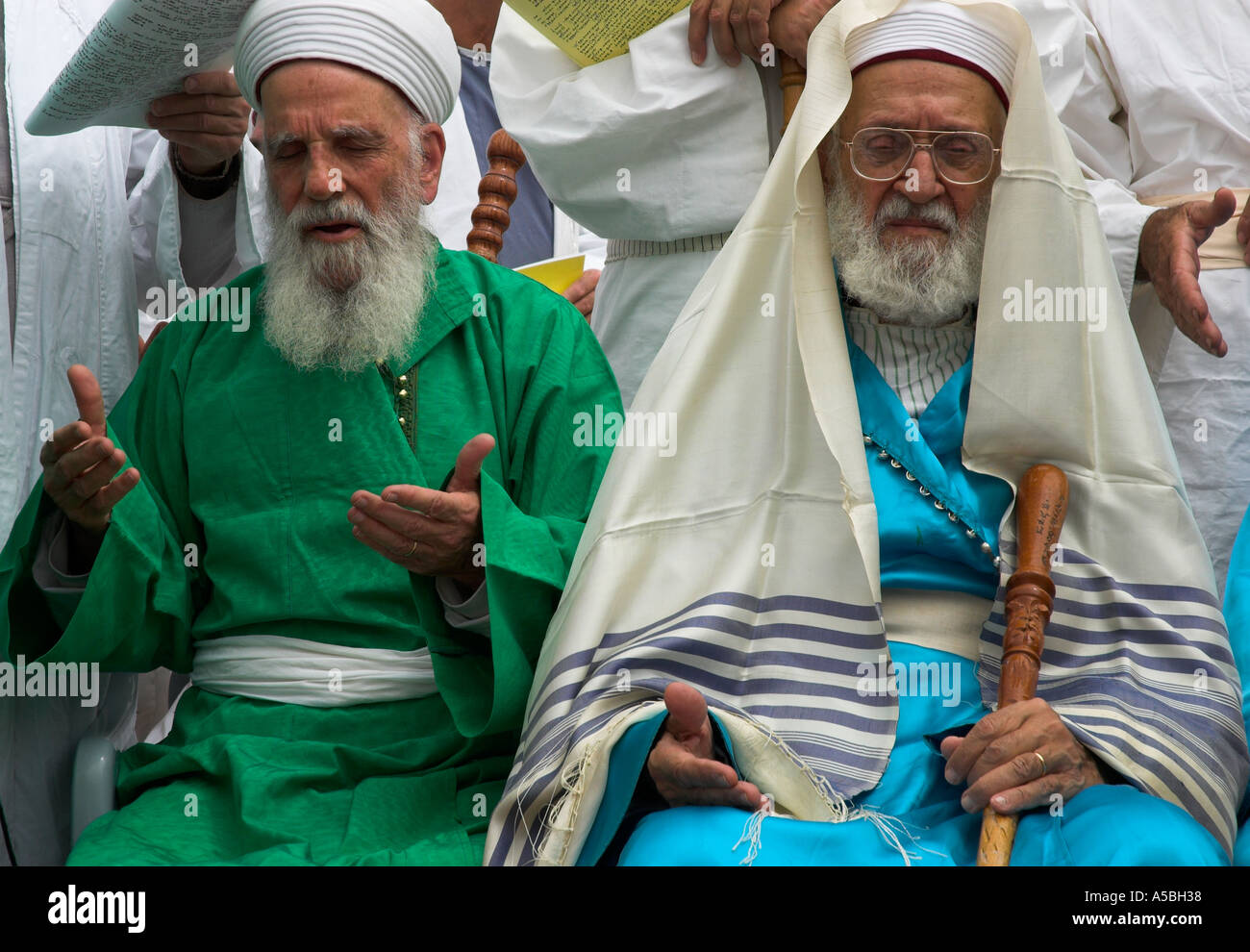 Mount Gerizim near Nablus The Samaritan community Passover sacrifice ...