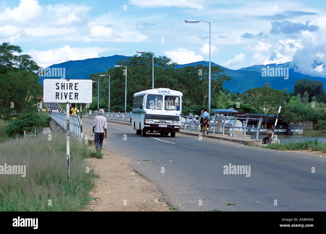 Malawi roads hi-res stock photography and images - Alamy