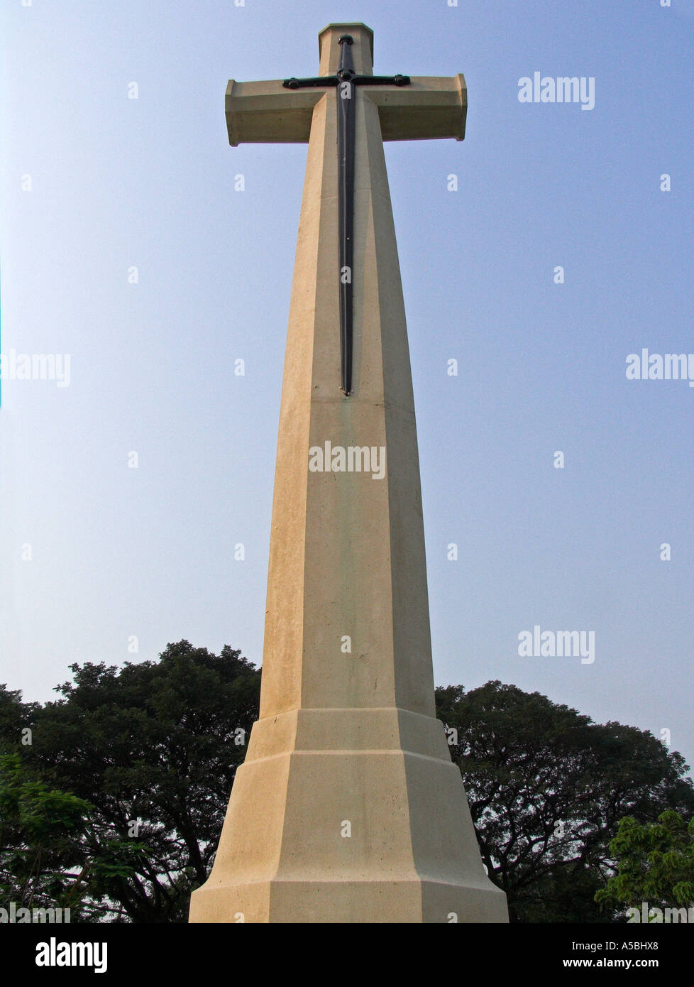 War memorial cross sword hi-res stock photography and images - Alamy
