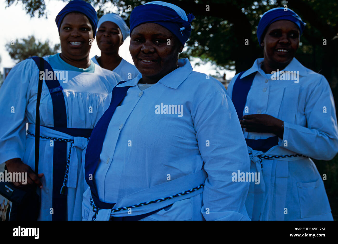 African women in traditional wear hi-res stock photography and images ...